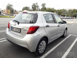 Pelēks Toyota Yaris 2015 Rīga, ar dzinēja tilpumu 1.30 L un nobraukumu 268 tūkst. km par 5100 €, foto 7 vietnē AUTOMOTO.COM.LV