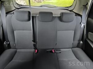 Pelēks Toyota Yaris 2015 Jūrmala, ar dzinēja tilpumu 1.40 L un nobraukumu 219 tūkst. km par 5500 €, foto 8 vietnē AUTOMOTO.COM.LV