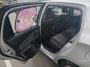 Grey Toyota Yaris 2015 in Jurmala, with an engine capacity of 1.50 L and mileage of 109 thousand km for 8950 €, photo 20 on AUTOMOTO.COM.LV