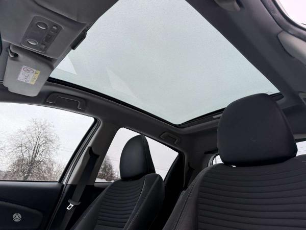 Pelēks Toyota Yaris 2016 Viļņa, ar dzinēja tilpumu 1.50 L un nobraukumu 161 tūkst. km par 8500 €, foto 11 vietnē AUTOMOTO.COM.LV