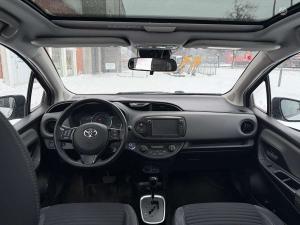 Grey Toyota Yaris 2016 in Vilnius, with an engine capacity of 1.50 L and mileage of 161 thousand km for 8500 €, photo 14 on AUTOMOTO.COM.LV