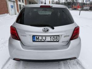 Grey Toyota Yaris 2016 in Vilnius, with an engine capacity of 1.50 L and mileage of 161 thousand km for 8500 €, photo 22 on AUTOMOTO.COM.LV