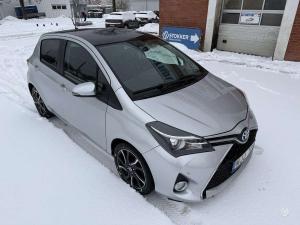 Grey Toyota Yaris 2016 in Vilnius, with an engine capacity of 1.50 L and mileage of 161 thousand km for 8500 €, photo 29 on AUTOMOTO.COM.LV