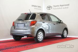 Grey Toyota Yaris 2016 in Tartu, with an engine capacity of 1.30 L and mileage of 77 thousand km for 8690 €, photo 3 on AUTOMOTO.COM.LV