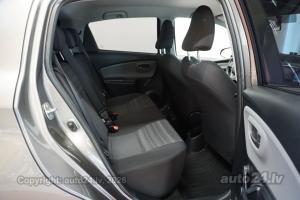 Grey Toyota Yaris 2016 in Tartu, with an engine capacity of 1.30 L and mileage of 77 thousand km for 8690 €, photo 8 on AUTOMOTO.COM.LV