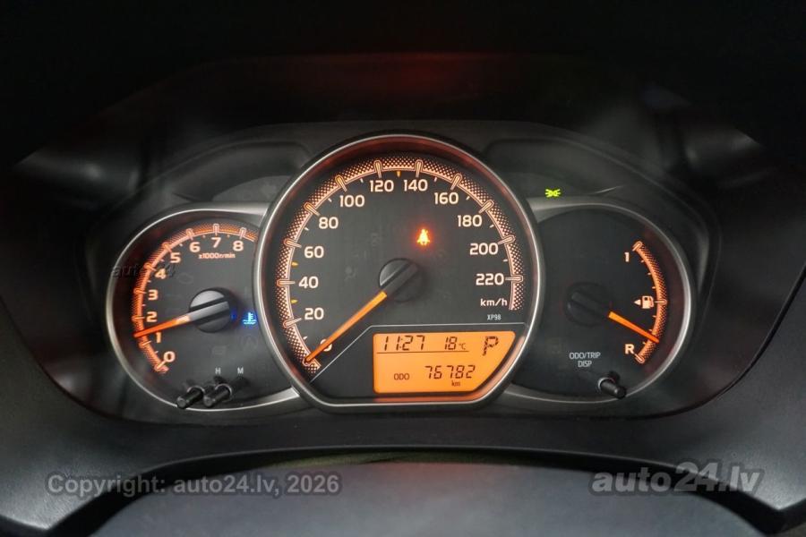 Grey Toyota Yaris 2016 in Tartu, with an engine capacity of 1.30 L and mileage of 77 thousand km for 8690 €, photo 14 on AUTOMOTO.COM.LV