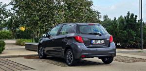 Grey Toyota Yaris 2016 in Vilnius, with an engine capacity of 1.33 L and mileage of 117 thousand km for 9700 €, photo 5 on AUTOMOTO.COM.LV