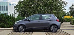 Grey Toyota Yaris 2016 in Vilnius, with an engine capacity of 1.33 L and mileage of 117 thousand km for 9700 €, photo 8 on AUTOMOTO.COM.LV