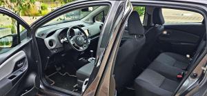 Grey Toyota Yaris 2016 in Vilnius, with an engine capacity of 1.33 L and mileage of 117 thousand km for 9700 €, photo 11 on AUTOMOTO.COM.LV