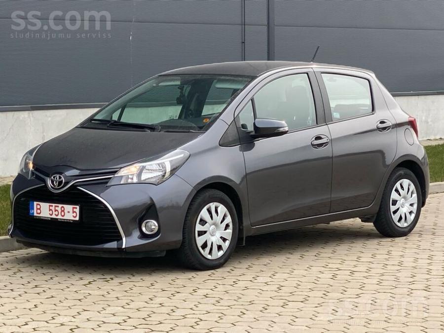Pelēks Toyota Yaris 2017 Rīga, ar dzinēja tilpumu 1.30 L un nobraukumu 0 tūkst. km par 7999 €, foto 7 vietnē AUTOMOTO.COM.LV