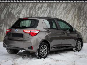 Pelēks Toyota Yaris 2017 Kauņa, ar dzinēja tilpumu 1.50 L un nobraukumu 98 tūkst. km par 11450 €, foto 3 vietnē AUTOMOTO.COM.LV