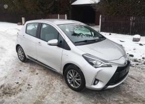 Grey Toyota Yaris 2017 in Marijampole, with an engine capacity of 1.50 L and mileage of 69 thousand km for 8800 €, photo  on AUTOMOTO.COM.LV