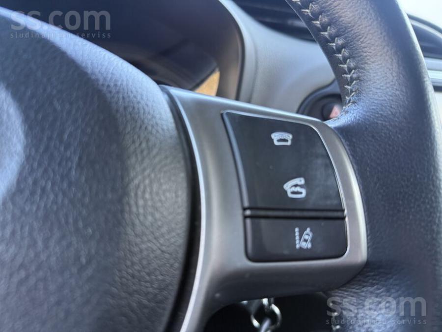 Pelēks Toyota Yaris 2017 Rīga, ar dzinēja tilpumu 1.40 L un nobraukumu 0 tūkst. km par 6990 €, foto 25 vietnē AUTOMOTO.COM.LV