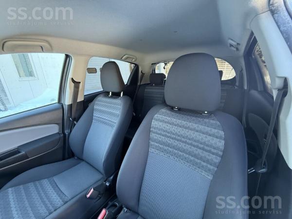 Grey Toyota Yaris 2017 in Riga, with an engine capacity of 1.40 L and mileage of 0 thousand km for 6700 €, photo 8 on AUTOMOTO.COM.LV