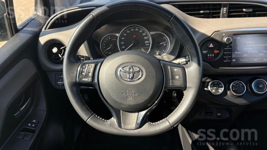 Pelēks Toyota Yaris 2017 Liepāja, ar dzinēja tilpumu 1.50 L un nobraukumu 137 tūkst. km par 8150 €, foto 14 vietnē AUTOMOTO.COM.LV