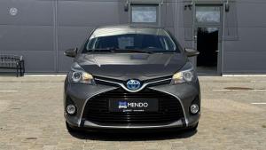 Grey Toyota Yaris 2017 in Vilnius, with an engine capacity of 1.50 L and mileage of 120 thousand km for 10990 €, photo 8 on AUTOMOTO.COM.LV