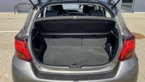 Grey Toyota Yaris 2017 in Vilnius, with an engine capacity of 1.50 L and mileage of 120 thousand km for 10990 €, photo 24 on AUTOMOTO.COM.LV
