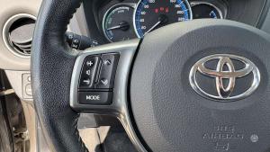Grey Toyota Yaris 2017 in Vilnius, with an engine capacity of 1.50 L and mileage of 120 thousand km for 10990 €, photo 32 on AUTOMOTO.COM.LV