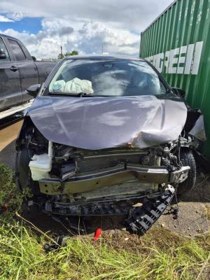 Pelēks Toyota Yaris 2017 Šauļi, ar dzinēja tilpumu 1.50 L un nobraukumu 251 tūkst. km par 3500 €, foto  vietnē AUTOMOTO.COM.LV