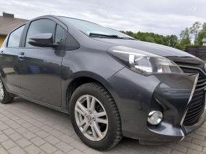 Grey Toyota Yaris 2017 in Alytus, with an engine capacity of 1.33 L and mileage of 160 thousand km for 9500 €, photo  on AUTOMOTO.COM.LV