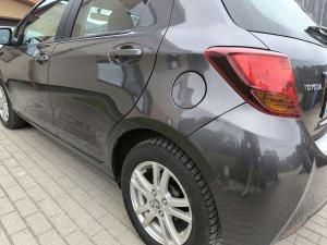 Grey Toyota Yaris 2017 in Alytus, with an engine capacity of 1.33 L and mileage of 160 thousand km for 9500 €, photo 4 on AUTOMOTO.COM.LV