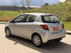 Pelēks Toyota Yaris 2017 Viļņa, ar dzinēja tilpumu 1.50 L un nobraukumu 56 tūkst. km par 13150 €, foto 11 vietnē AUTOMOTO.COM.LV