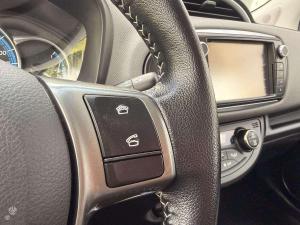 Pelēks Toyota Yaris 2017 Viļņa, ar dzinēja tilpumu 1.50 L un nobraukumu 56 tūkst. km par 13150 €, foto 30 vietnē AUTOMOTO.COM.LV