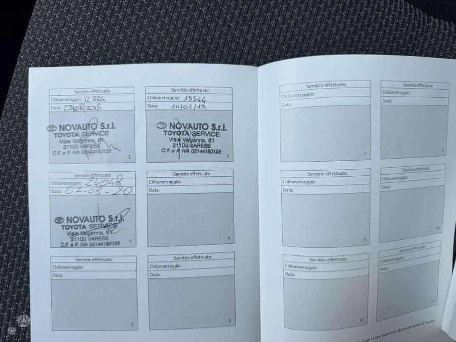 Pelēks Toyota Yaris 2017 Viļņa, ar dzinēja tilpumu 1.50 L un nobraukumu 56 tūkst. km par 13150 €, foto 31 vietnē AUTOMOTO.COM.LV