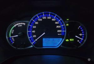 Grey Toyota Yaris 2017 in Panevezys, with an engine capacity of 1.50 L and mileage of 255 thousand km for 6999 €, photo 19 on AUTOMOTO.COM.LV