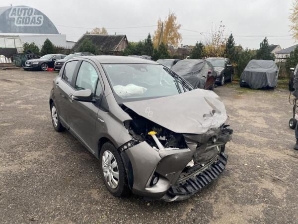 Pelēks Toyota Yaris 2018 Radviliškis, ar dzinēja tilpumu 1.50 L un nobraukumu 73 tūkst. km par 5450 €, foto 2 vietnē AUTOMOTO.COM.LV