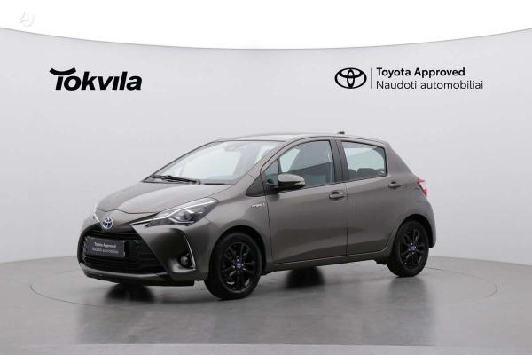 Pelēks Toyota Yaris 2018 Viļņa, ar dzinēja tilpumu 1.50 L un nobraukumu 67 tūkst. km par 13900 €, foto  vietnē AUTOMOTO.COM.LV