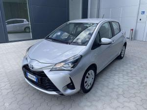 Grey Toyota Yaris 2018 in Vilnius, with an engine capacity of 1.50 L and mileage of 100 thousand km for 9900 €, photo 7 on AUTOMOTO.COM.LV