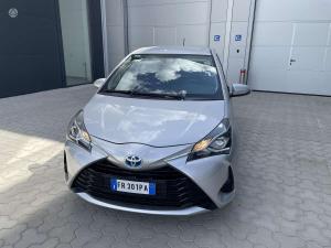 Grey Toyota Yaris 2018 in Vilnius, with an engine capacity of 1.50 L and mileage of 100 thousand km for 9900 €, photo 8 on AUTOMOTO.COM.LV