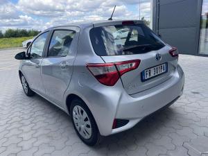 Grey Toyota Yaris 2018 in Vilnius, with an engine capacity of 1.50 L and mileage of 100 thousand km for 9900 €, photo 20 on AUTOMOTO.COM.LV