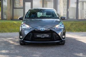 Pelēks Toyota Yaris 2018 Viļņa, ar dzinēja tilpumu 1.50 L un nobraukumu 202 tūkst. km par 9500 €, foto 5 vietnē AUTOMOTO.COM.LV