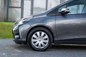 Pelēks Toyota Yaris 2018 Viļņa, ar dzinēja tilpumu 1.50 L un nobraukumu 202 tūkst. km par 9500 €, foto 10 vietnē AUTOMOTO.COM.LV