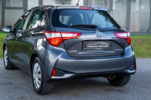 Pelēks Toyota Yaris 2018 Viļņa, ar dzinēja tilpumu 1.50 L un nobraukumu 202 tūkst. km par 9500 €, foto 14 vietnē AUTOMOTO.COM.LV