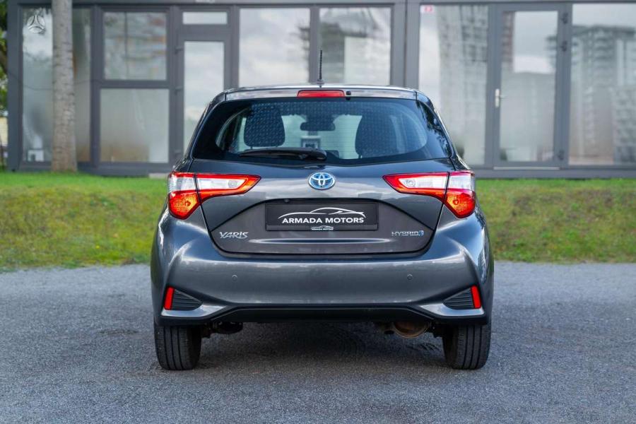 Pelēks Toyota Yaris 2018 Viļņa, ar dzinēja tilpumu 1.50 L un nobraukumu 202 tūkst. km par 9500 €, foto 15 vietnē AUTOMOTO.COM.LV