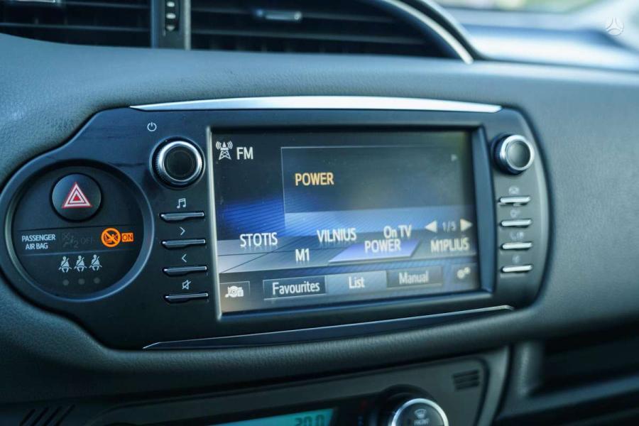 Pelēks Toyota Yaris 2018 Viļņa, ar dzinēja tilpumu 1.50 L un nobraukumu 202 tūkst. km par 9500 €, foto 31 vietnē AUTOMOTO.COM.LV