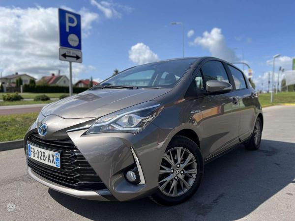 Toyota Yaris 2018 Viļņa vietnē Pelēks Toyota Yaris 2018 Viļņa, ar dzinēja tilpumu 1.50 L un nobraukumu 230 tūkst. km par 9700 €, foto 3 vietnē AUTOMOTO.COM.LV