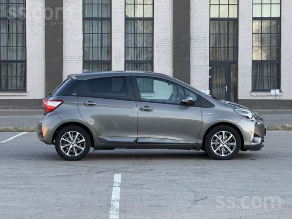 Grey Toyota Yaris 2019 in Riga, with an engine capacity of 1.50 L and mileage of 65 thousand km for 12900 €, photo 6 on AUTOMOTO.COM.LV