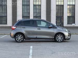 Pelēks Toyota Yaris 2019 Rīga, ar dzinēja tilpumu 1.50 L un nobraukumu 65 tūkst. km par 12900 €, foto 7 vietnē AUTOMOTO.COM.LV