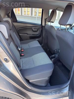 Pelēks Toyota Yaris 2019 Rīga, ar dzinēja tilpumu 1.50 L un nobraukumu 65 tūkst. km par 12900 €, foto 13 vietnē AUTOMOTO.COM.LV