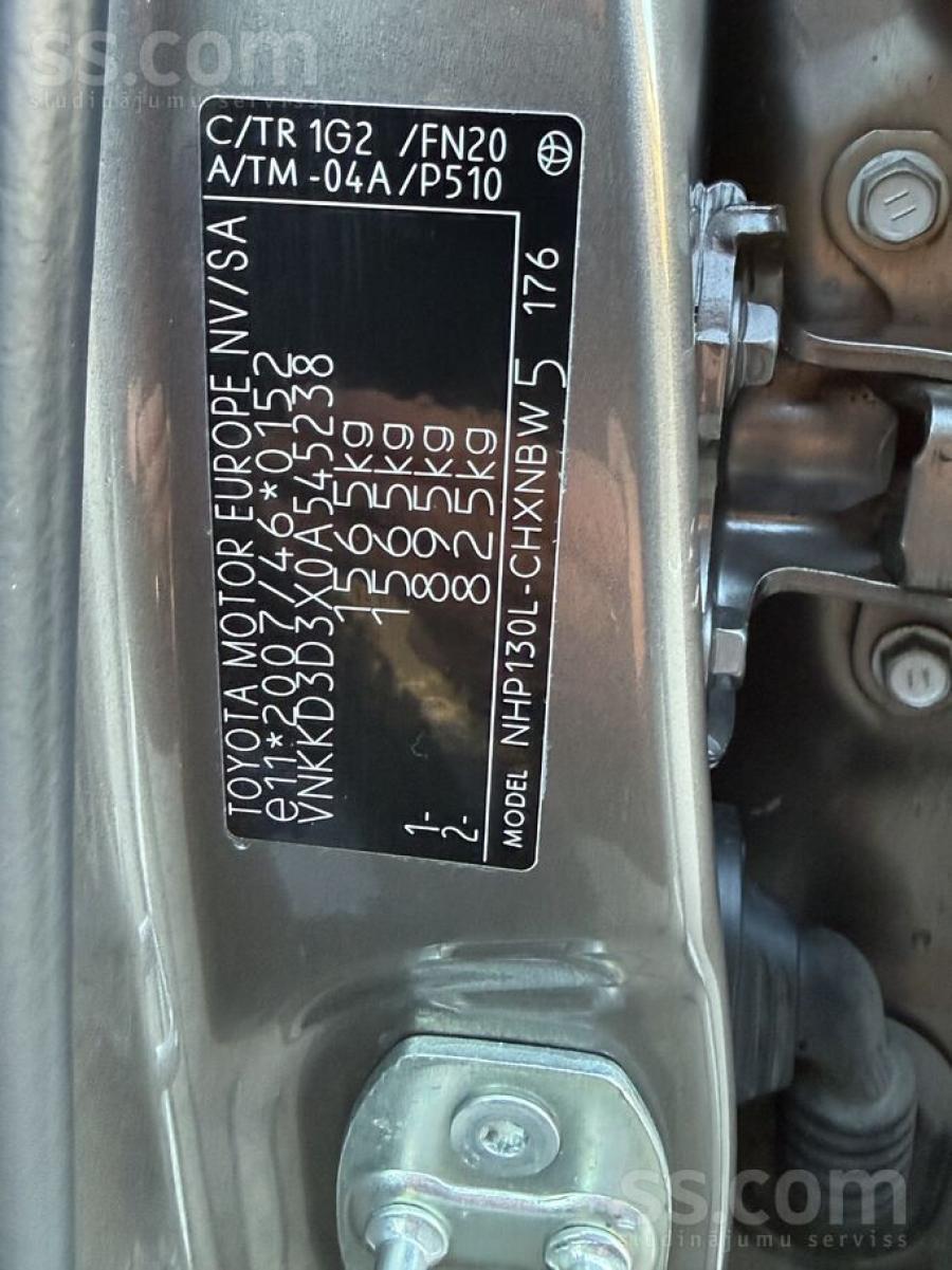 Pelēks Toyota Yaris 2019 Rīga, ar dzinēja tilpumu 1.50 L un nobraukumu 65 tūkst. km par 12900 €, foto 24 vietnē AUTOMOTO.COM.LV