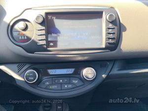 Pelēks Toyota Yaris 2019 Tallina, ar dzinēja tilpumu 1.50 L un nobraukumu 105 tūkst. km par 12995 €, foto 15 vietnē AUTOMOTO.COM.LV