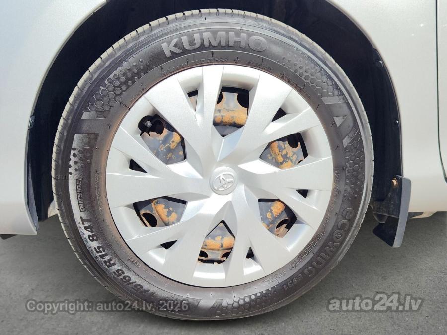 Pelēks Toyota Yaris 2019 Tallina, ar dzinēja tilpumu 1.50 L un nobraukumu 105 tūkst. km par 12995 €, foto 16 vietnē AUTOMOTO.COM.LV