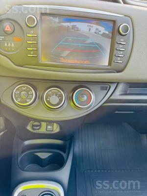 Grey Toyota Yaris 2019 in Riga, with an engine capacity of 1.50 L and mileage of 0 thousand km for 11350 €, photo 15 on AUTOMOTO.COM.LV