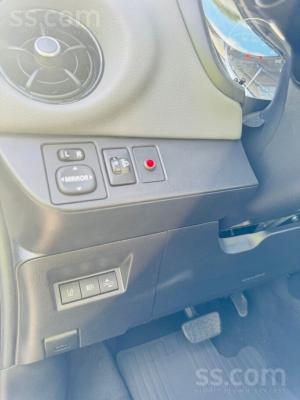 Grey Toyota Yaris 2019 in Riga, with an engine capacity of 1.50 L and mileage of 0 thousand km for 11350 €, photo 17 on AUTOMOTO.COM.LV