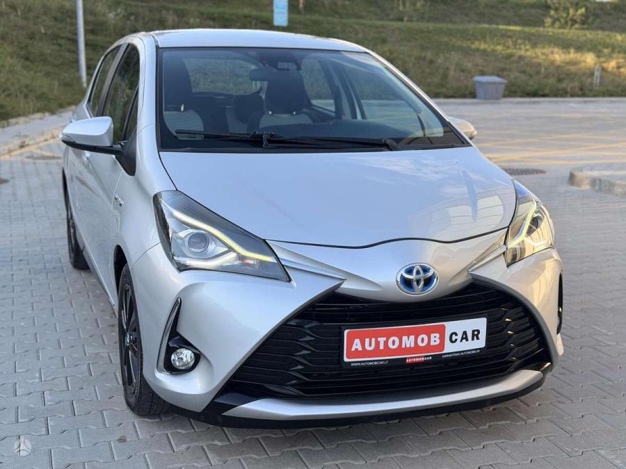 Pelēks Toyota Yaris 2019 Viļņa, ar dzinēja tilpumu 1.50 L un nobraukumu 109 tūkst. km par 12650 €, foto 6 vietnē AUTOMOTO.COM.LV