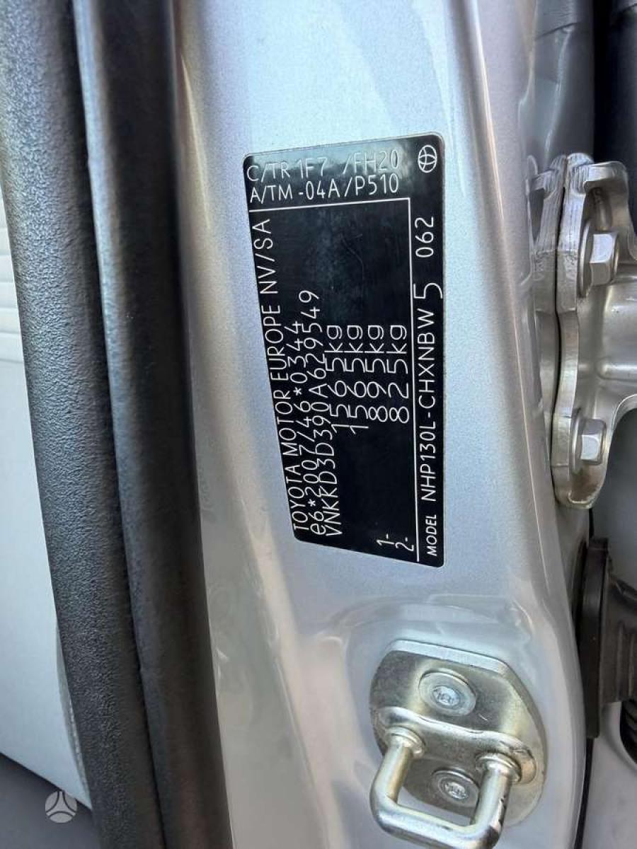 Pelēks Toyota Yaris 2019 Viļņa, ar dzinēja tilpumu 1.50 L un nobraukumu 109 tūkst. km par 12650 €, foto 12 vietnē AUTOMOTO.COM.LV